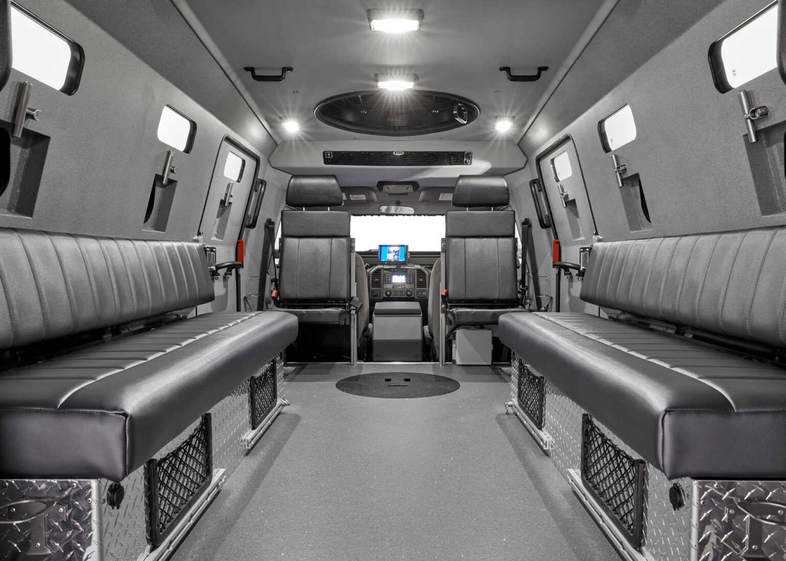MPV (Multi-Purpose Vehicle) - Terradyne